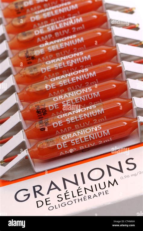 SELENIUM Stock Photo Alamy