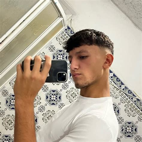 Sofian Chara (@_sofian.c.j_) • Threads, Say more