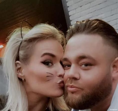 Mark Gillis Is Verliefd En Deelt Schattige Foto Met Zijn Nieuwe Vriendin