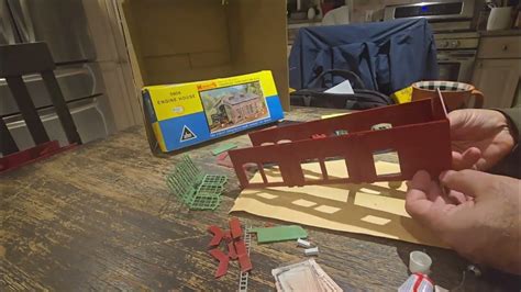 Assembling A Minikits Ho Single Stall Engine House By Ahm Youtube