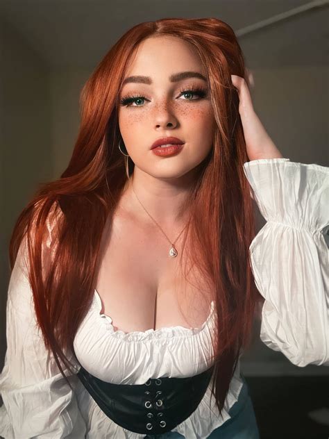 Happy Tuesday To You ️ 👄 R Sfwredheads