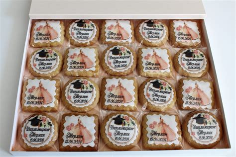 Гама Елит На 24 декември християнското семейство празнува Бъдни вечер един от най важните