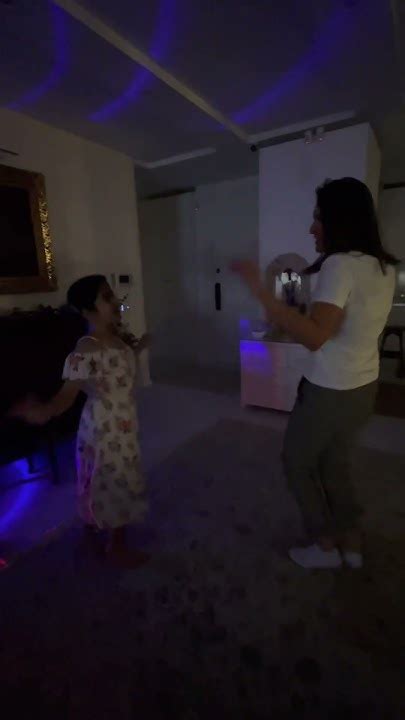 هم خانمی هم دافی 😄 Youtube