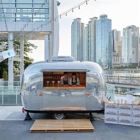 블루보틀 커피 트럭 부산 동백섬에 도착 이슈