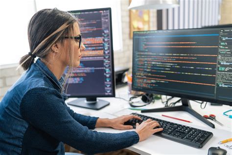 Desarrollador De ‘software Un Comodín En Todos Los Negocios Elige