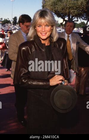 Linda Evans At The Second Annual Breeders Cup On November 21 1987 At