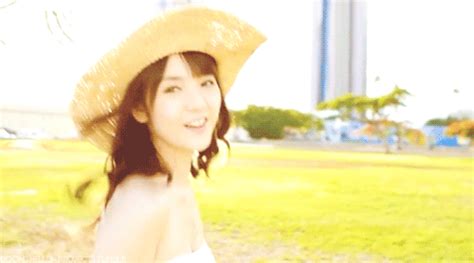 Michishige Sayumi Lalala No Pipipi  Wiffle