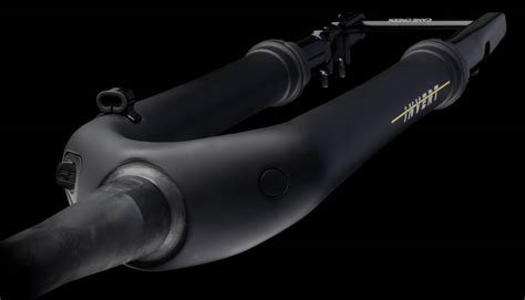 Cane Creek Introduces The Invert Gravel Suspension Fork The World S