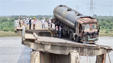 24 Days 20 Dead Tanker Still Hangs Cm Orders Action Removal Operation Begins At Gambhira Bridge