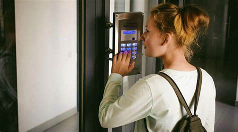 Benefits Of A Keyless Entry System SoundWorks Security CT
