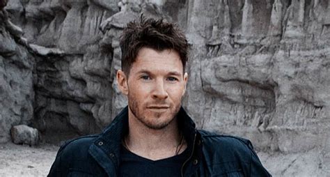 Chad Michael Collins Height Weight Body Measurements Shoe Size