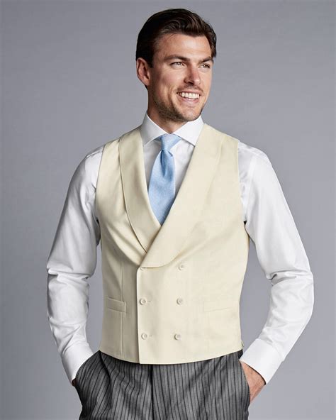 Cutaway Anzugweste Cremefarben Charles Tyrwhitt