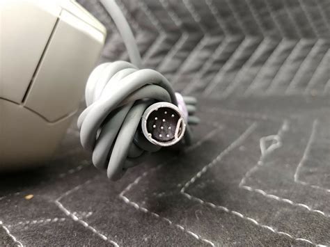 Vintage Logitech Mouseman Bus Mouse M Pd13 9md Dzlmpd13 Mini Din Ineedths