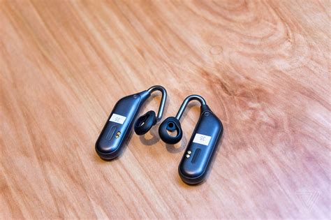Sonys Xperia Ear Sound Like Youre Always In A Mall The Verge