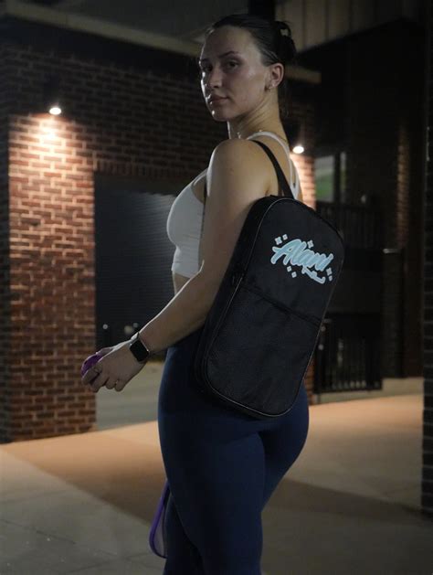 Katy Katy Pull • Instagram Photos And Videos