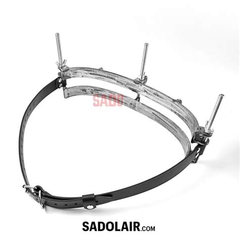 Steel Breast Clamp With Leather Chest Strap Sadolair