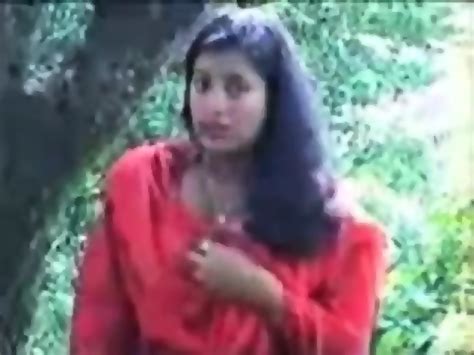 Bangla PUBLICPLACE Bengali Aunty