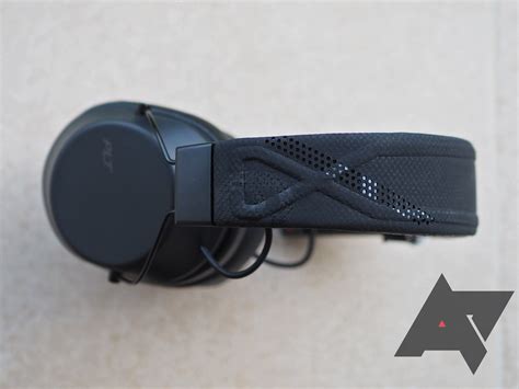 Plantronics BackBeat Fit Review Good Gym Friendly Over Ear Headphones