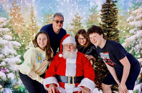 Wishing All Who Celebrate A Very Merry Christmas I Hope Each Of You