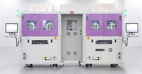 특징주 경쟁자 등장에 위협받는 한미반도체 12대 하락