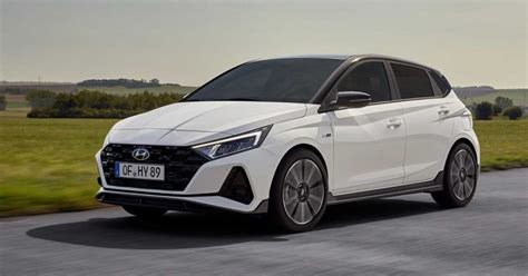 국내에선 팔지 않는 국산차 클릭의 계보를 잇는 소형 해치백 현대차 I20 데일리카