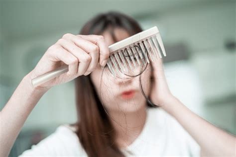 Brush Catch On Hand Royalty Free Images Stock Photos Pictures Shutterstock