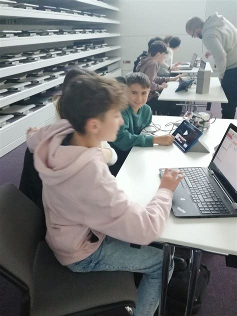 Projet Robots Collège Chateaubriand Plancoët
