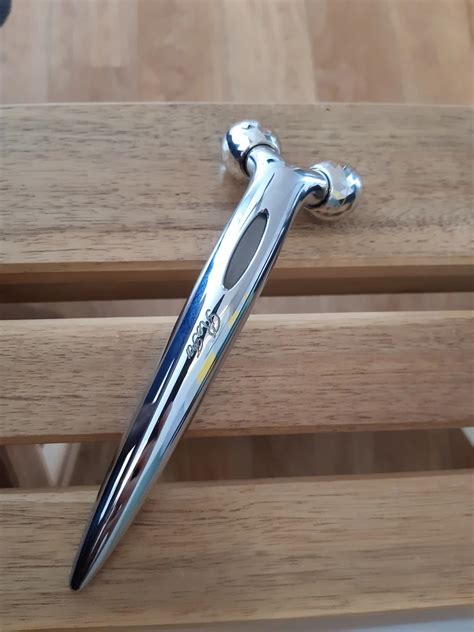 리파s캐럿 페이스 마사지롤러 당근 중고거래