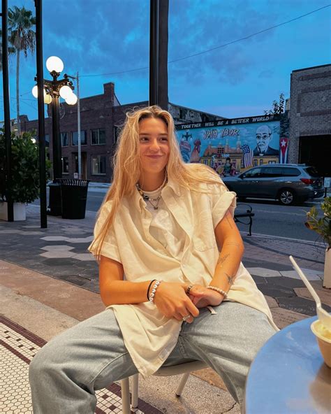 Pin By Kelsie Kautzer On Oversized Outfits In 2024 Gay Girl Outfits