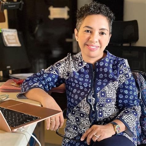 Inggrit Olivin Tanasale Inggrit Tanasale • Threads Say More