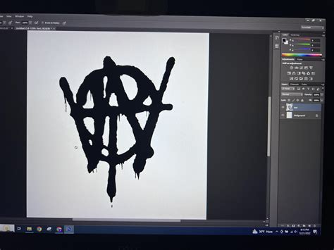 is using field blur possible on a png file trying to create a spray