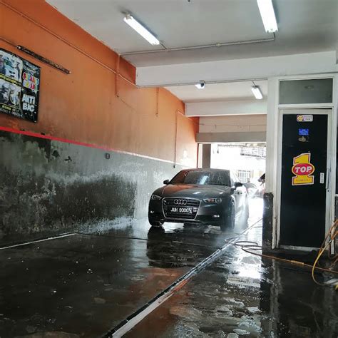 Kedai Cuci Kereta Malaysai Pippa Lawrence