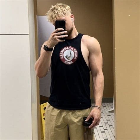 Mitchell Mitchellaz Snapchat Stories Spotlight And Lenses