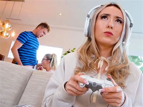 Hot Nerd Cucks Gamer Girlfriend Heather Honey Porno Movies Watch Porn Online Free Sex Videos