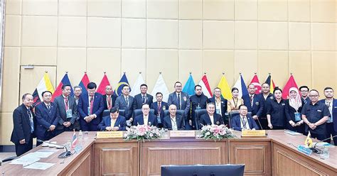 Myanmarnationalpost ပြည်ထောင်စုဝန်ကြီး ဦးမင်းသိန်းဇံ ၃၃ ကြိမ်မြောက် အရှေ့တောင်အာရှ အားကစားပ