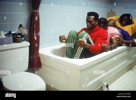 Oct 01 1993 Calagry Canada Actor Leon As Derice Bannock Doug E