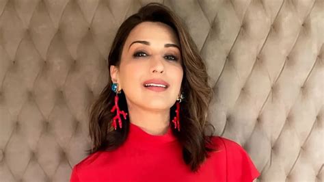 Sonali Bendre Age Height Weight Wiki Biography Family And More UnfoldedStars In