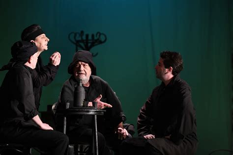 ნოდარ დუმბაძის სახელობის მოზარდ მაყურებელთა თეატრში სპექტაკლის „მე ბებია ილიკო და ილარიონი