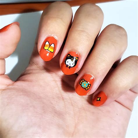 Spooky Cute And Easy Hello Kitty Halloween Nails Hkg Collection