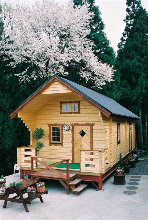 抱きしめたいほどこのログハウスが大好き スウェーデンログハウス株式会社