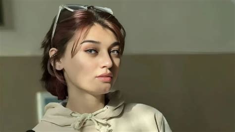 Biodata Dan Profil Imsha Rehman Lengkap Wikipedia Umur Agama Instagram Tiktok Pacar Berita