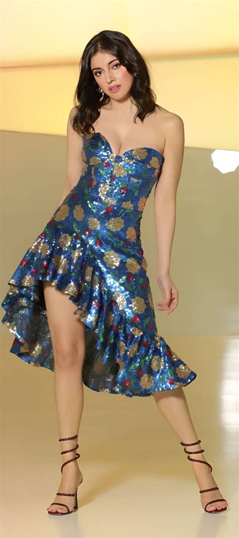 Divya Khosla Kumar Hot Photoshoot ️😍 Rdivyakumarkhosla