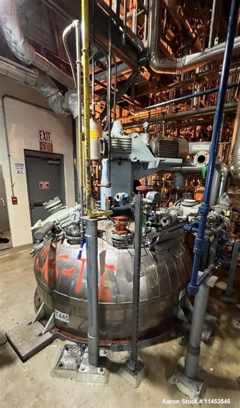 Used 2000 Gallon 3v Tech Glass Lined Reactor Rated 100 Psi And Full