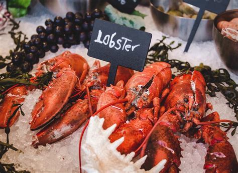 How Long to Bake Lobster Tails at 400ºF? Quick Recipe – HotSalty