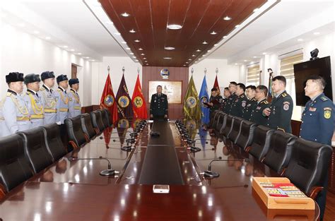 Хилийн цэргийн ангийн хоёр захирагчид албан тушаалын зэрэглэлийн хурандаа цол олгожээ