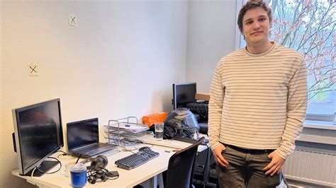 Senne Van Hoecke Onderzoek Zorgt Ervoor Dat De Maatschappij Vooruit Gaat”