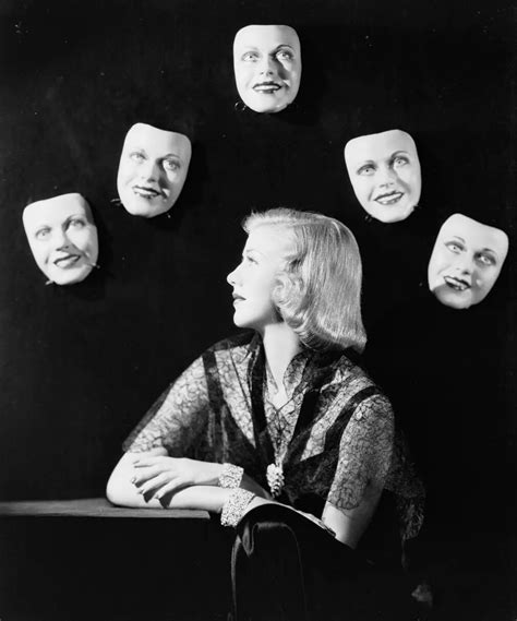 عکس‌های شگفت‌انگیز دیده‌نشده‌ای از بازیگران قدیمی سینمای جهان همشهری