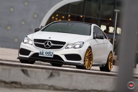 White Mercedes E Class Taken To Another Level By Custom Bronze Vossen White Mercedes E Class Taken To Another Level By Custom Bronze Vossen