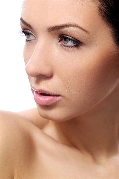 Mooi Meisje Met Ernstige Blik En Perfecte Huid Stock Foto Image Of Meisje Naughty