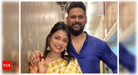 Photo Prarthana Beheres Latest Picture With Hubby Abhishek Jawkar Is